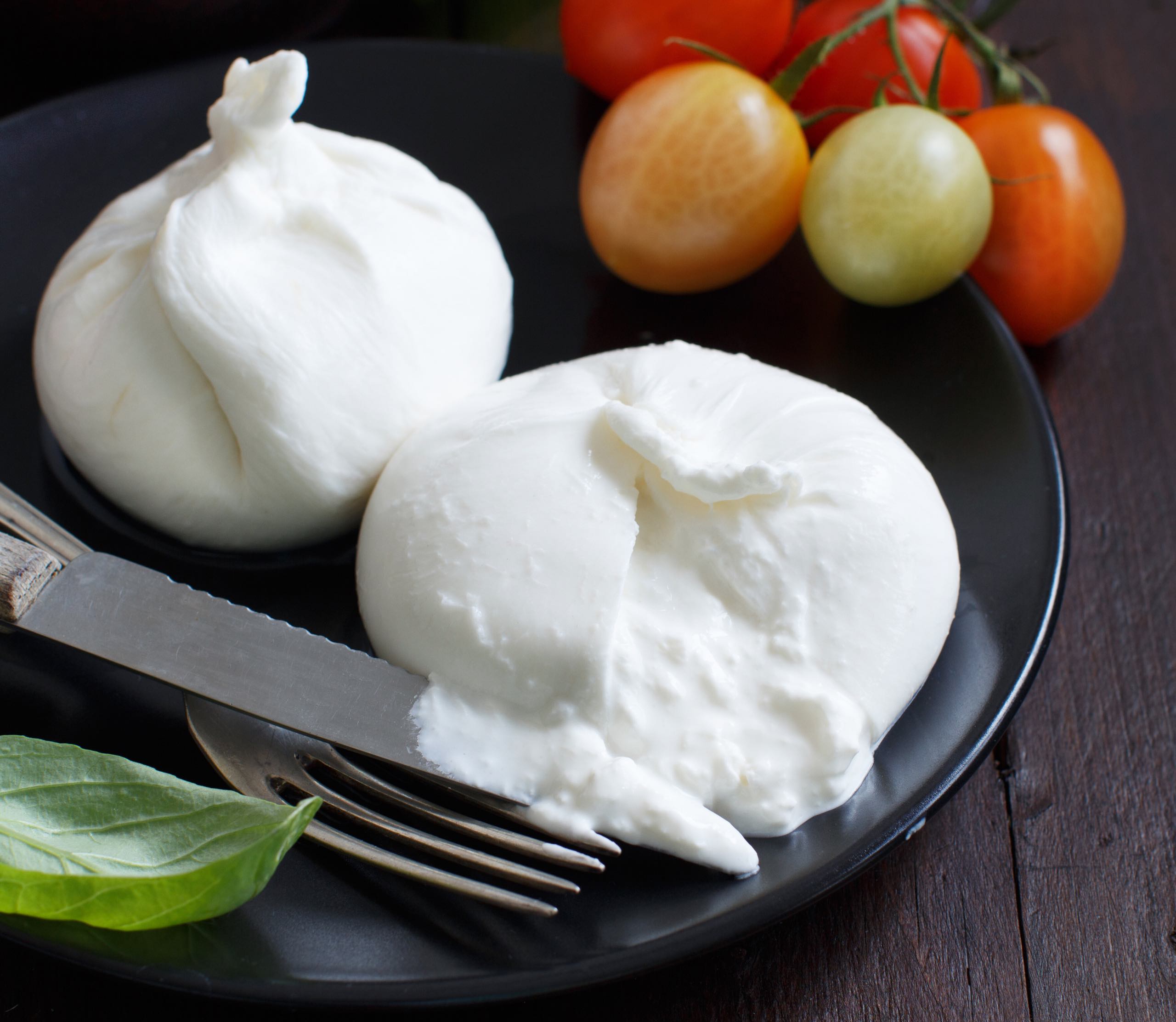 La burrata di Andria IGP: come nasce e come valorizzarla in cucina